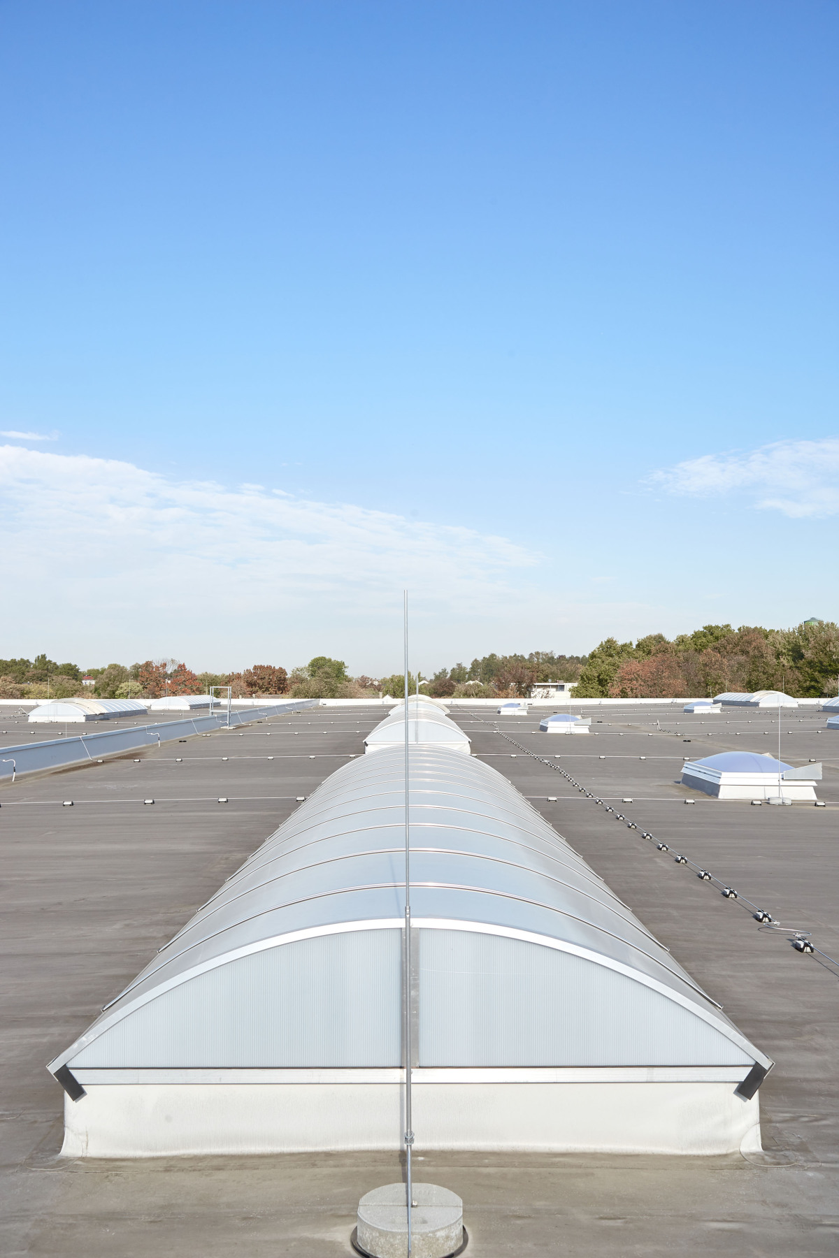 Lichtbandtechnik für das neue Logistikzentrum der DSV in Bochum - BS ...
