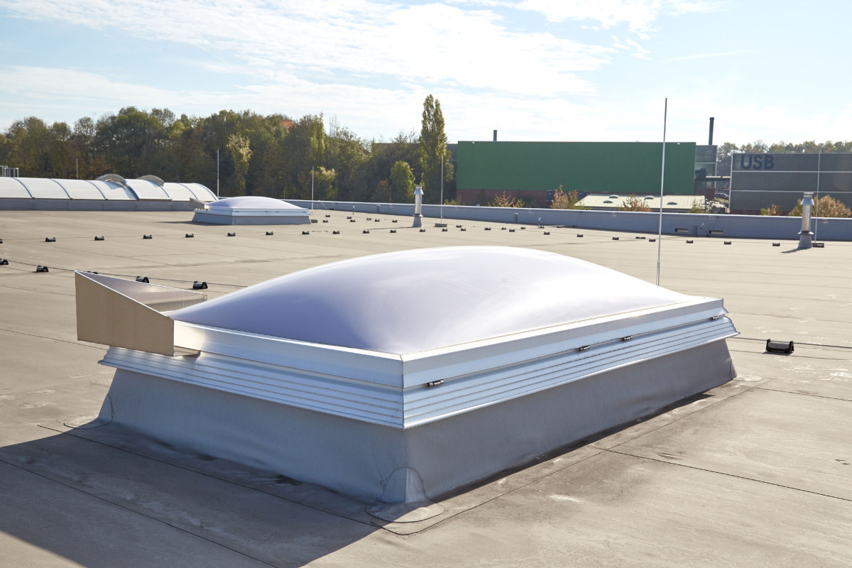 Lichtbandtechnik für das neue Logistikzentrum der DSV in Bochum - BS ...